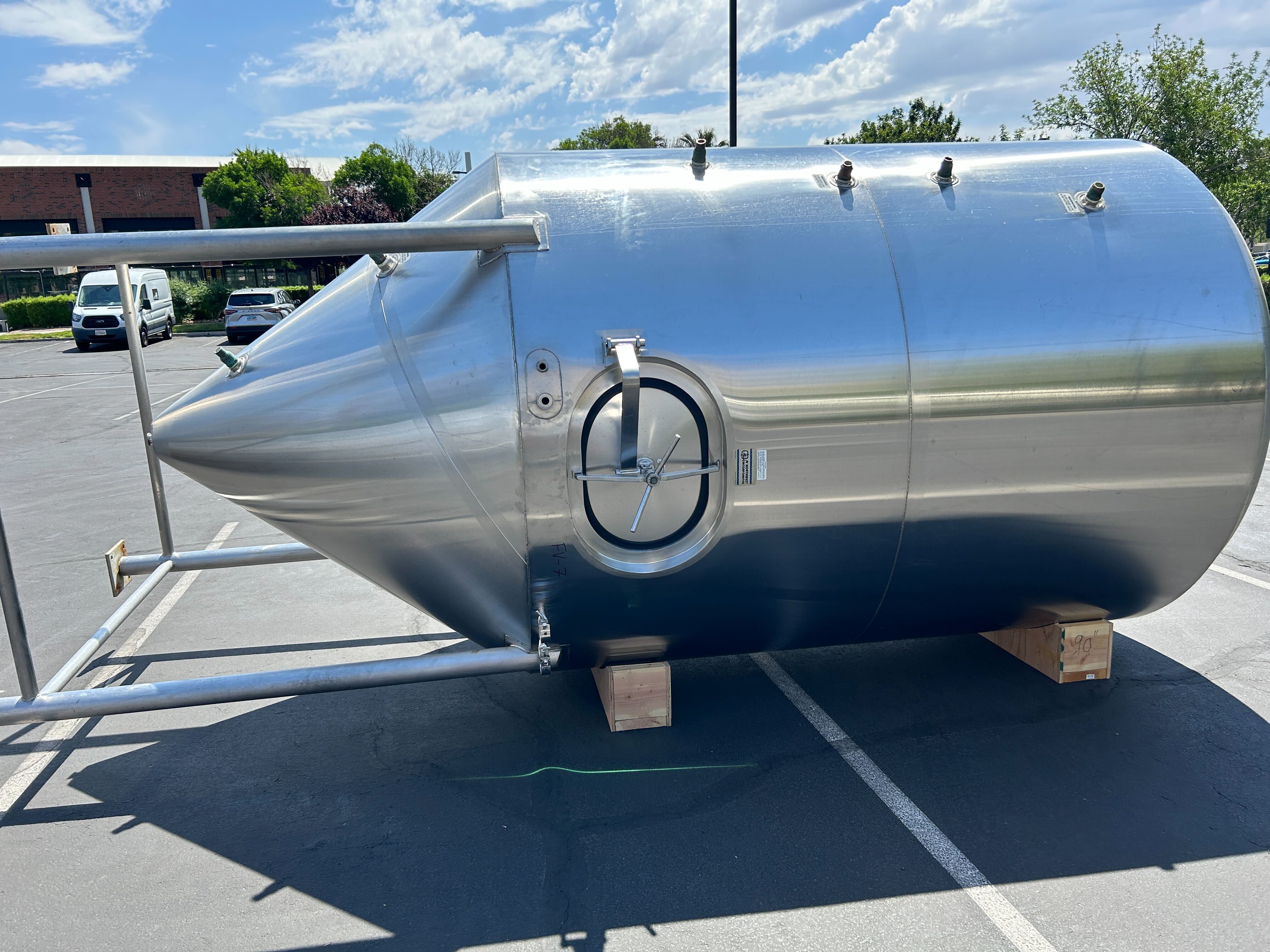 60bbl JV Northwest Fermenters – Beverage Equipment Traders