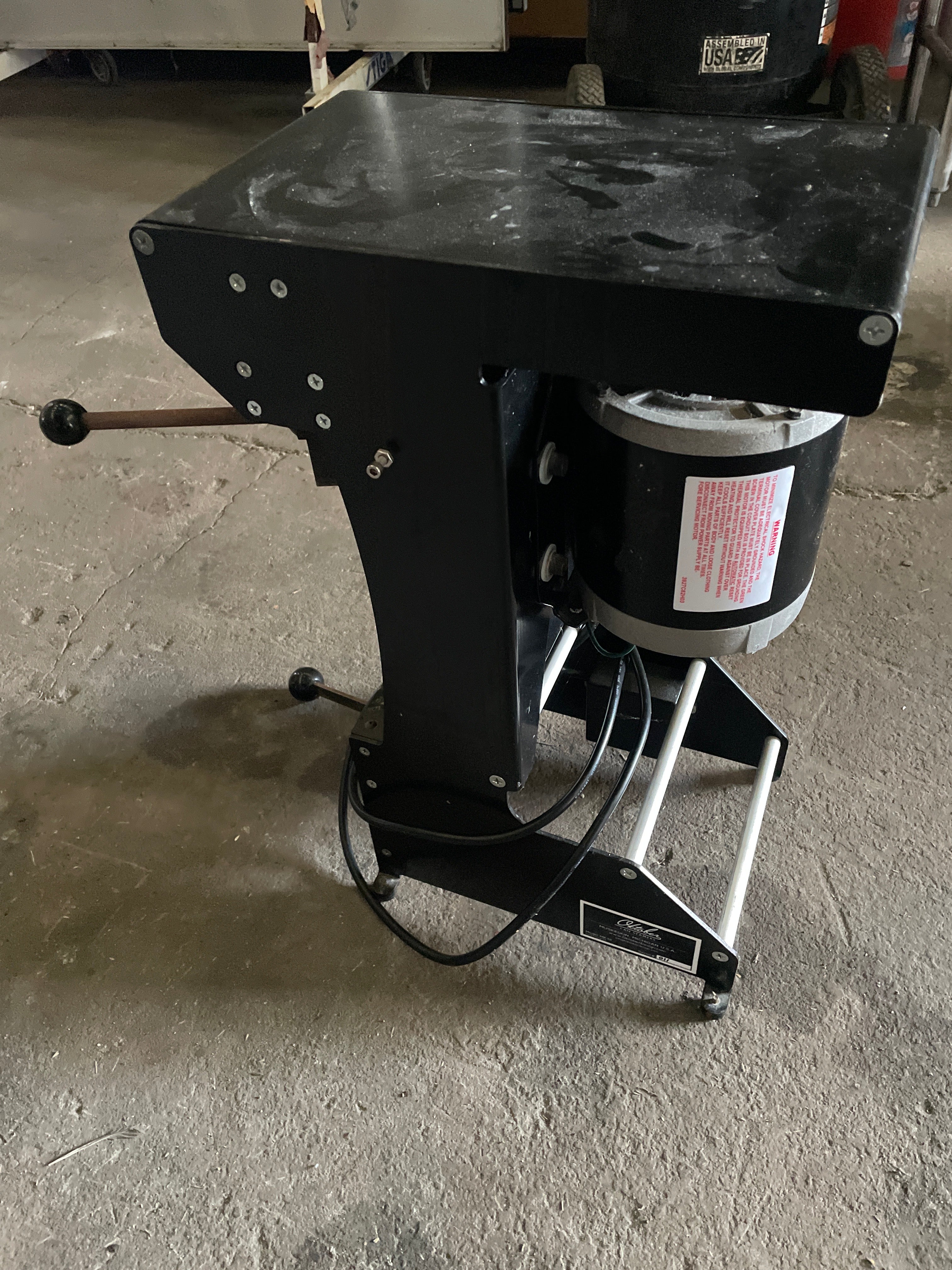 Oktober Crowler Seamer – Beverage Equipment Traders