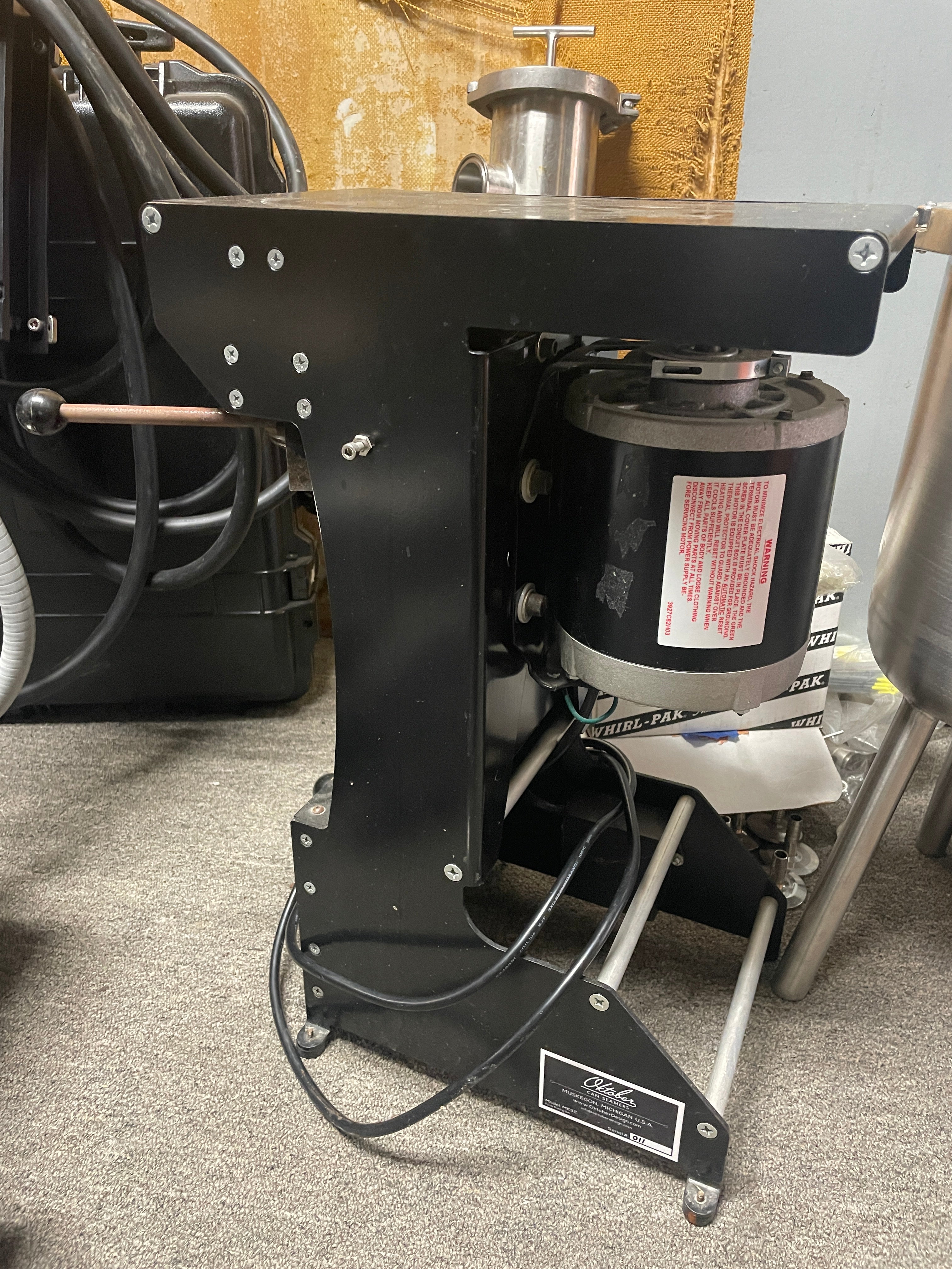 Oktober Crowler Seamer – Beverage Equipment Traders